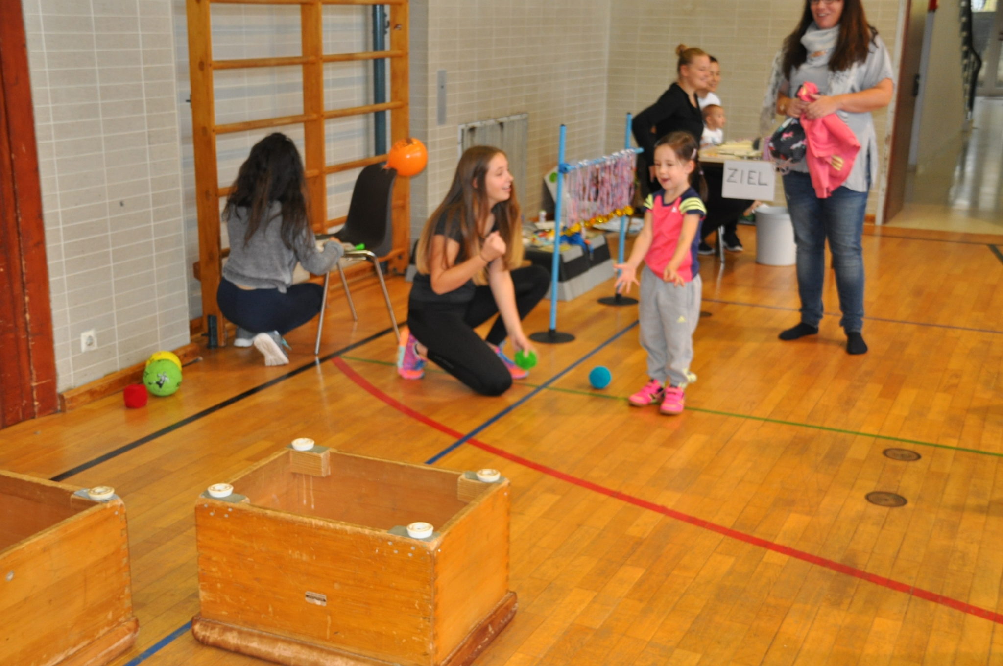 Das war der Tag des Kinderturnens - TV Weidhausen Das war der Tag des Kinderturnens - TV Weidhausen